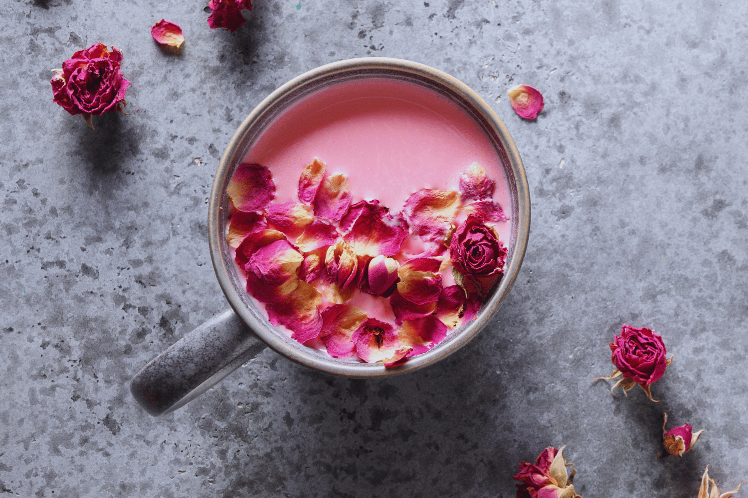 Gorgeous Pink Beet Latte with Rose Petals – Eclectic Herb